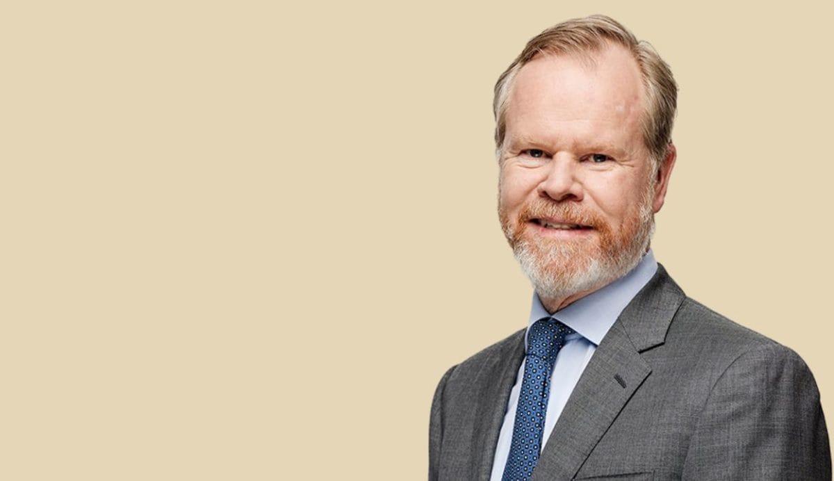 AustralianSuper sets out to double the size of its 'mid risk' portfolio ...